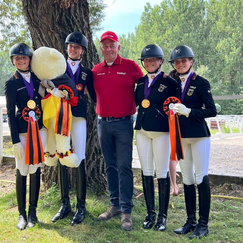 Mannschaftsgold für Alessa Marie Maas - Rheinlands Reiter+Pferde